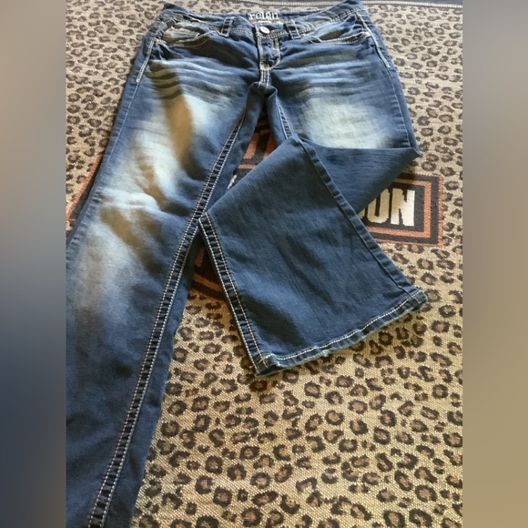 Reign | Jeans | 36 Heavy Stitch Faded Leg Marks Really Cute | Poshmark